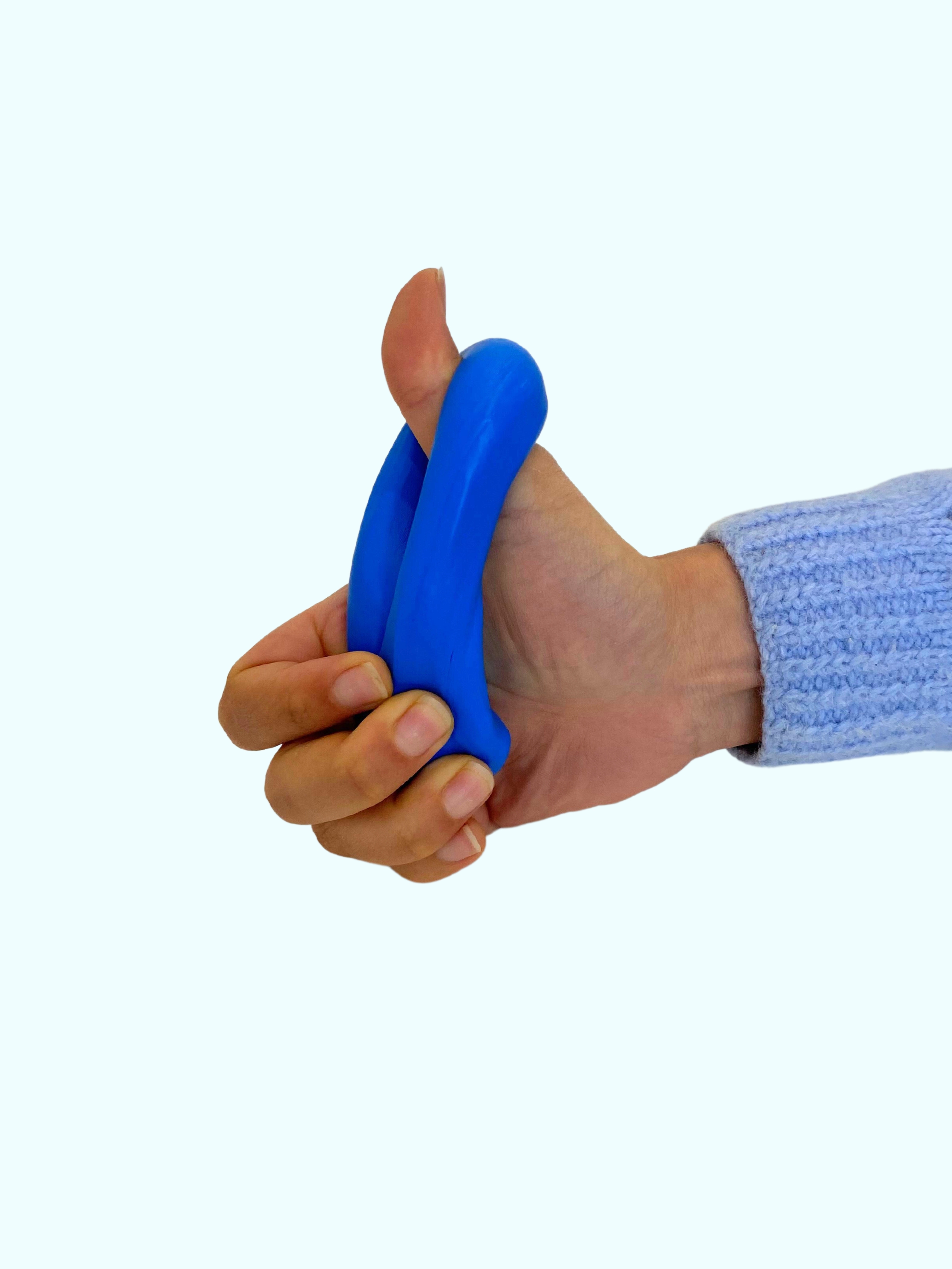 How putty can improve hand functionality | Southern Cross Care